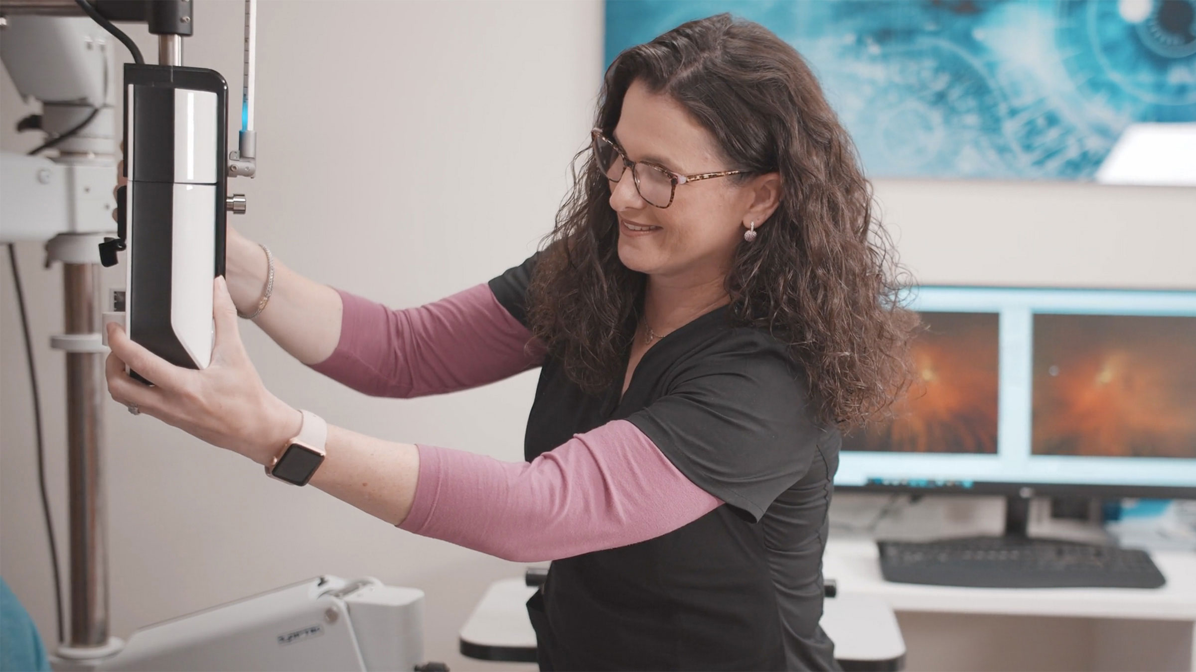 How Visual Eyes Optometrist Can Improve Your Vision